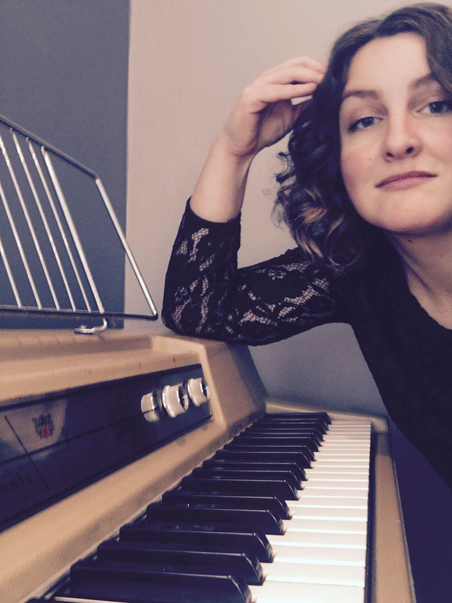 Contact | Emily Grabinski, Pianist